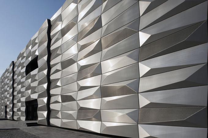 Specially Designed Aluminum Cladding Panel With Perforated Patterns For ...